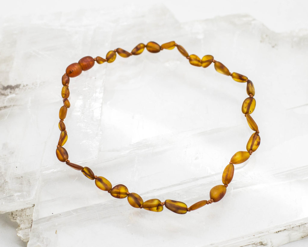 Relief for Teething with Amber Necklace 3220