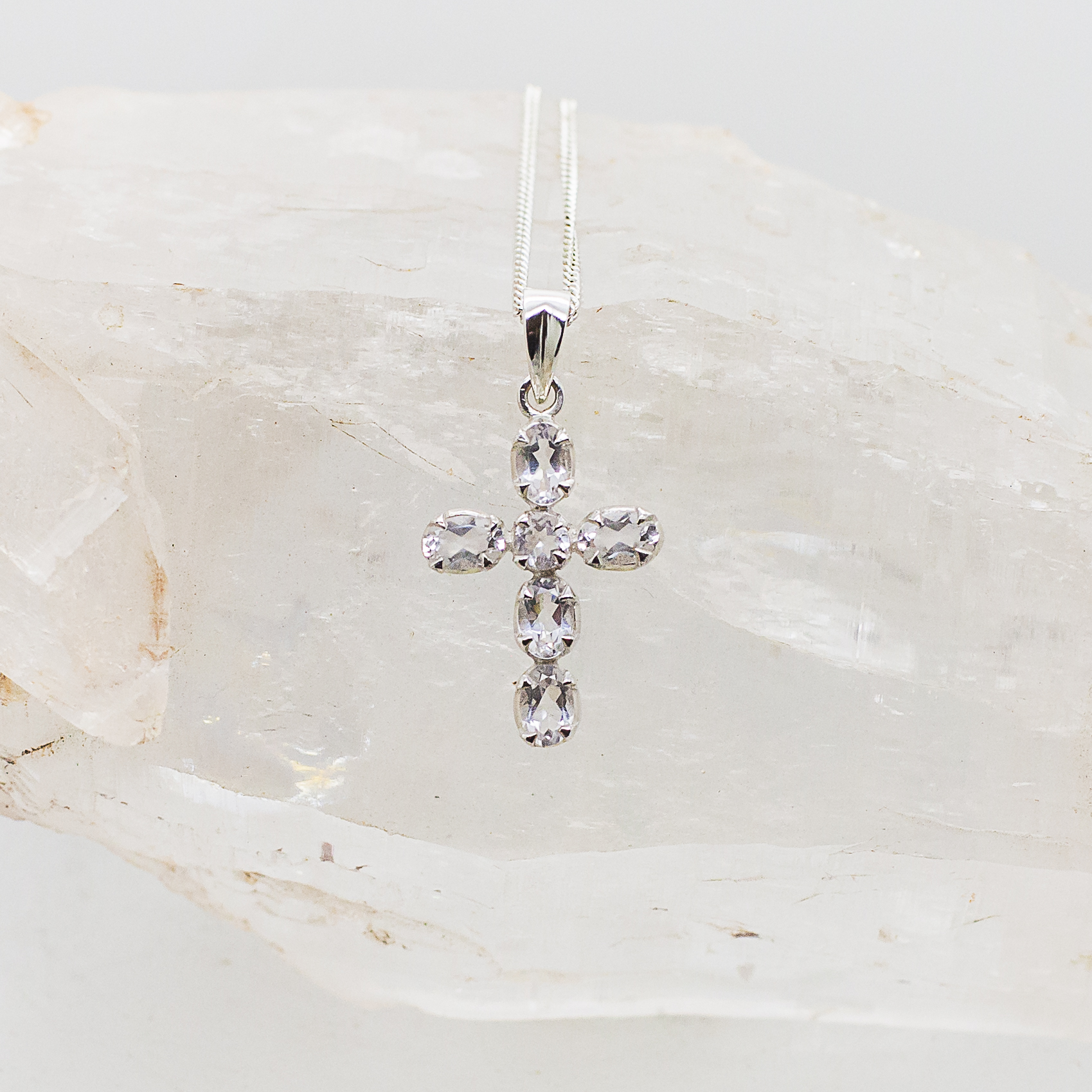 Shop Crystal Pendants - Colliers Crystals